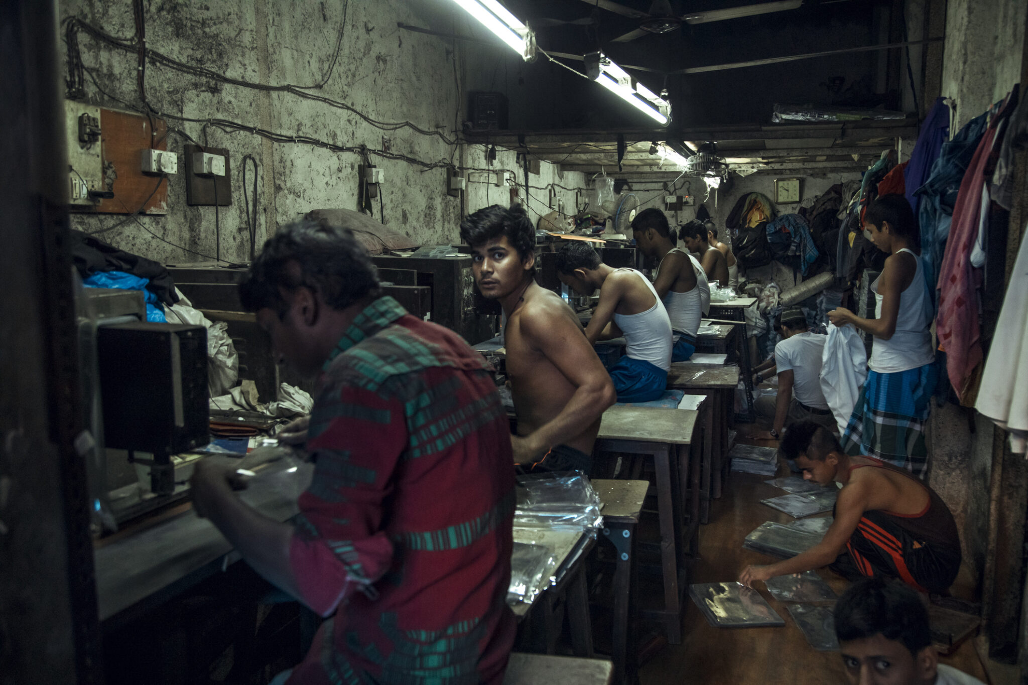 Turning trash into treasure: Inside Dharavi, Asia's largest slum